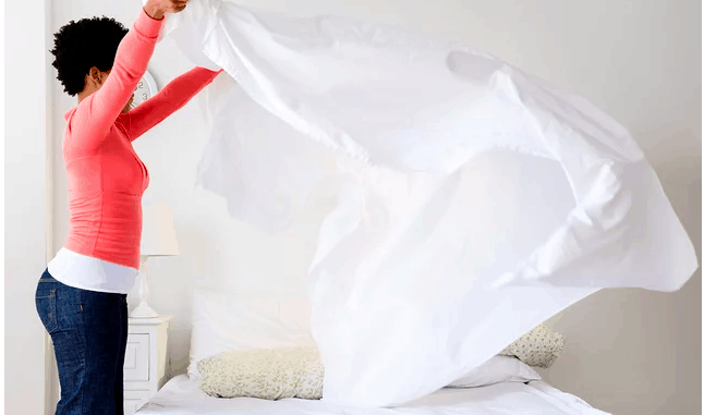 Full vs. Queen Sheets: Which to Use? (2024) | Mattress Nerd